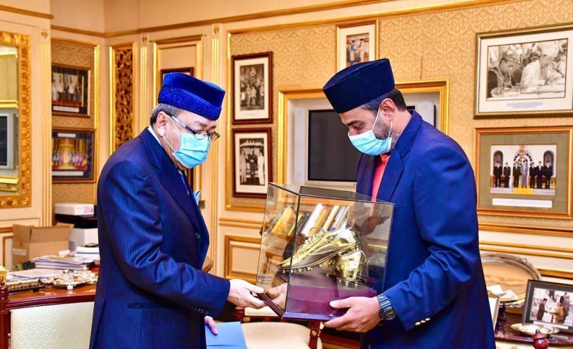 Sultan Sharafuddin berkenan beli Kasut Emas Khalid Jamlus, bakal ...