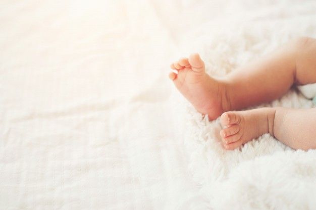 Bayi ‘mati’ hidup semula ketika upacara pengebumian - Dunia | mStar