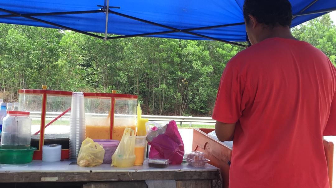 “Nak dapat seorang pelanggan pun susah” - Jarak pemisah buat anak resah ...