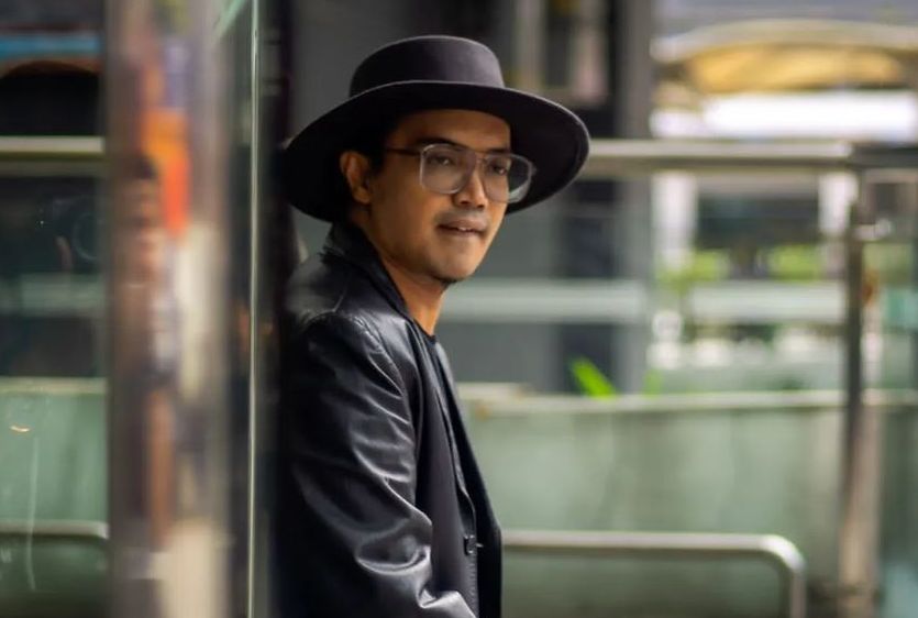 [VIDEO] Tiada cemburu tak dapat sertai konsert Exists, Ezad Lazim fokus ...