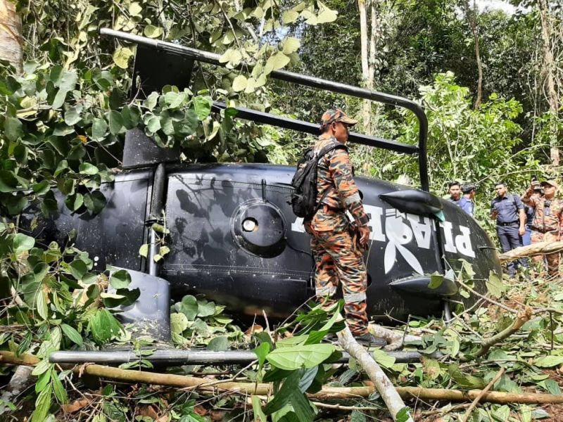 Juruterbang helikopter terhempas disahkan maut - Semasa | mStar