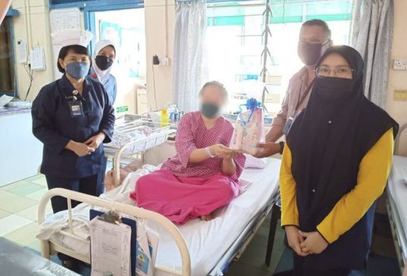 Mydin, Carrie Junior rai bayi lahir pada 16 September - Semasa | mStar