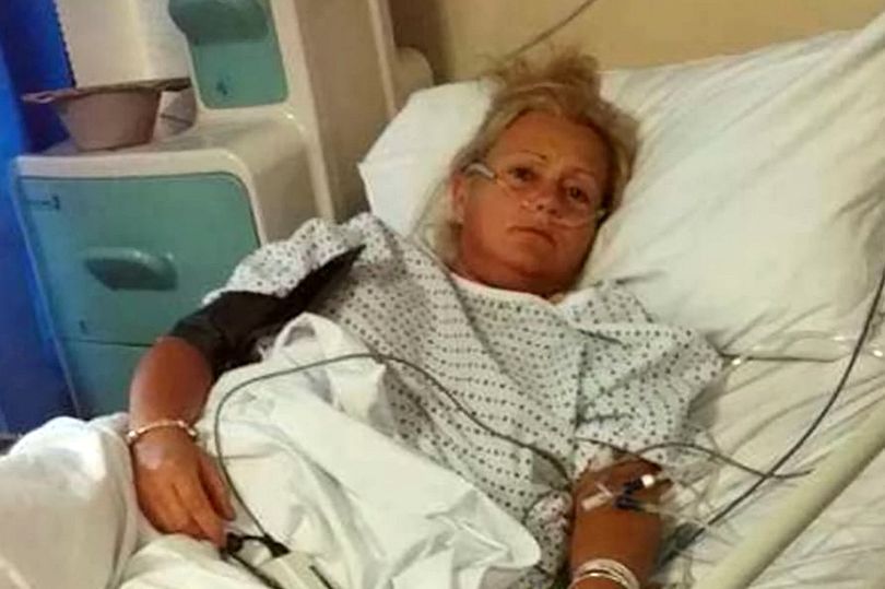 Anjing ‘terberak’ dalam mulut ketika tidur, wanita ditahan di hospital ...