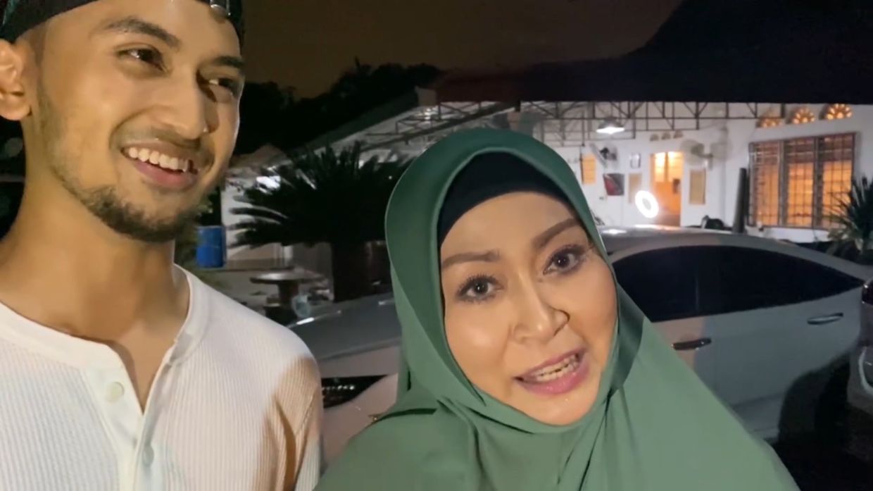 Selalu teman di set penggambaran, anak Liza Abdullah terima banyak tawaran lakonan… “Tapi saya ...
