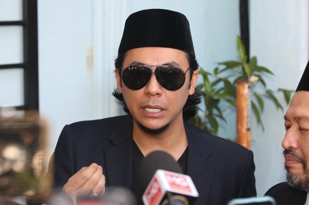 [V] Syamsul tak mahu sakiti lagi perasaan Puteri Sarah, reda sebarang ...