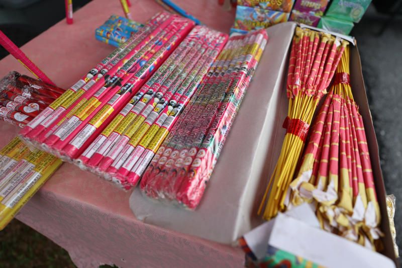 120 individu ditahan jual bunga api, nilai rampasan cecah RM3.3 juta ...