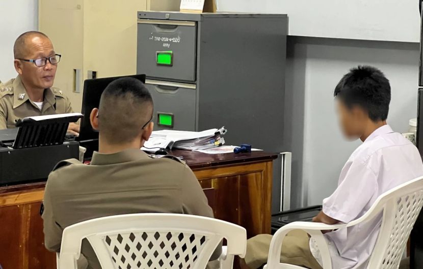 Gara-gara bertengkar setiap hari, remaja 14 tahun tikam rakan di sekolah - Dunia | mStar