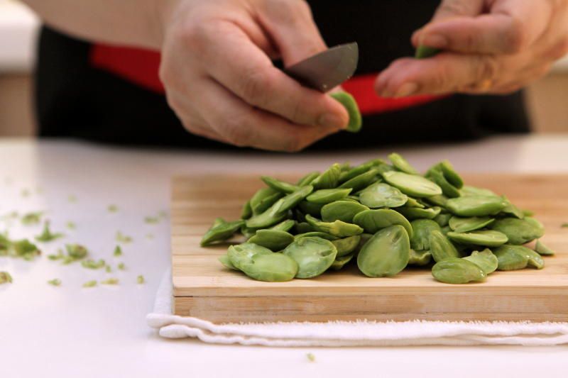 Jangan buang petai kecut, bazir! Ada cara nak selamatkan, bau pun ...