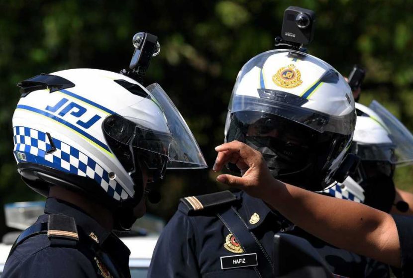 JPJ Pahang sita Ferrari guna nombor pendaftaran palsu - Semasa | mStar