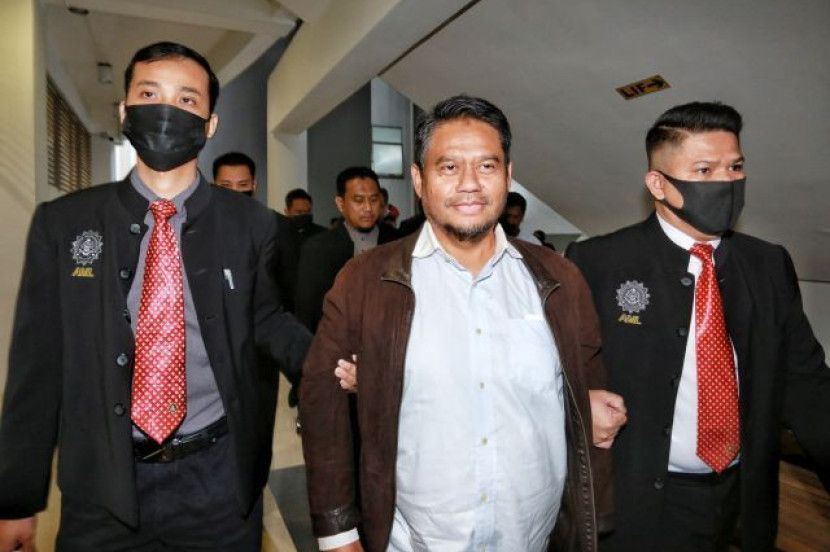 Tipu duit derma Palestin beli 131kg emas, Toyota Vellfire... Ini ...