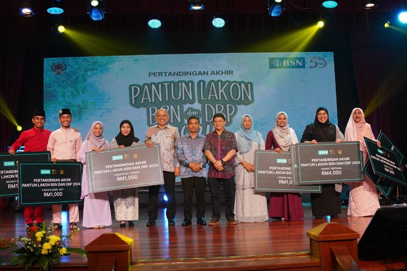 Cubaan kali pertama bawa tuah! Kerani sekolah dinobat Juara ...