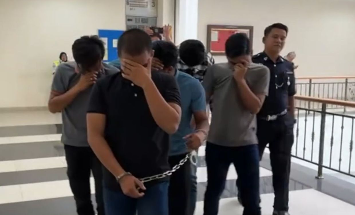 Dua beradik kembar bergilir-gilir rogol remaja 16 tahun... Ajak sekali ...