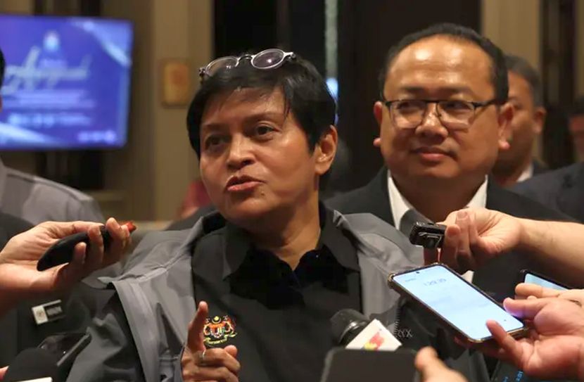Usia 60 masih muda dan produktif, Azalina cadang umur persaraan ...