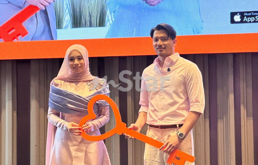 [V] Fattah Amin lamar Amira Othman, bakal nikah Ahad ini - "Daripada ...
