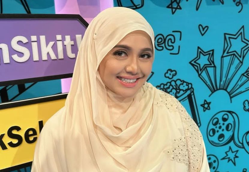 Selepas 15 tahun bercerai, Raja Azura tuntut nafkah anak… “Saya tak ...