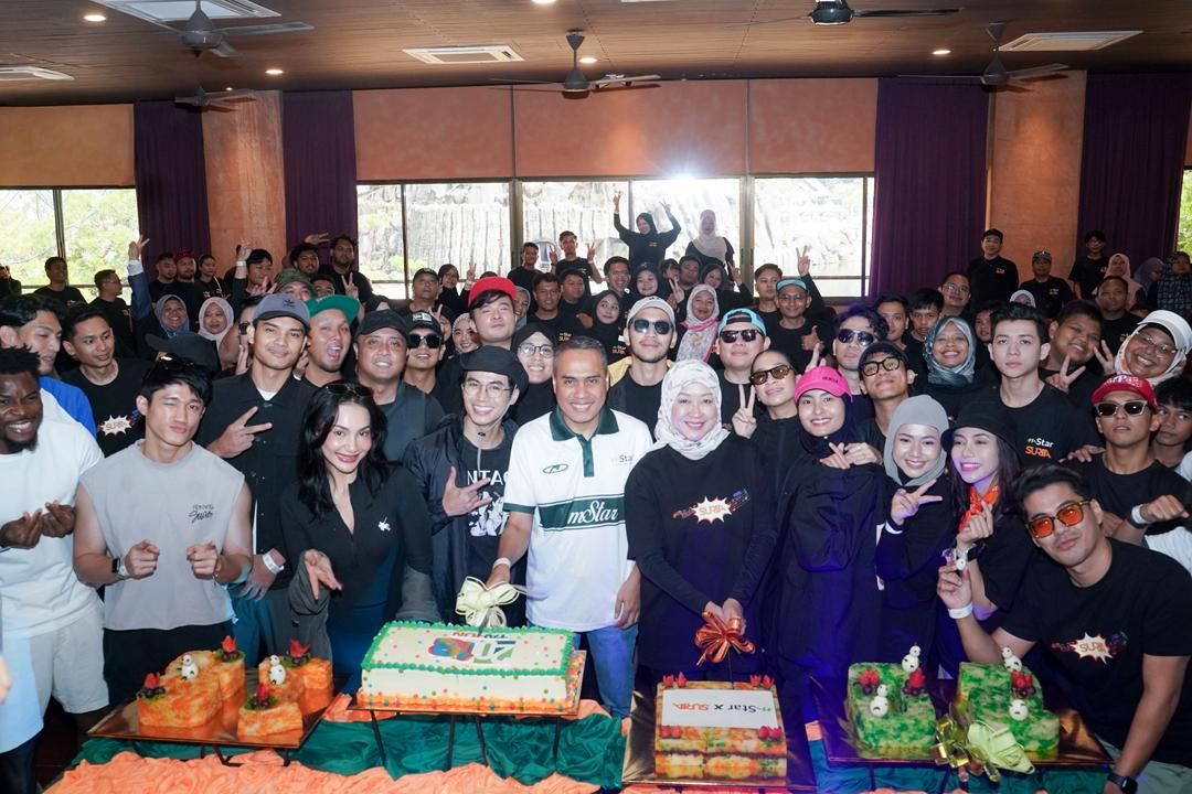 [V] Kemuncak Ulang Tahun mStar-Suria 2018 meriah... Peminat, artis ...