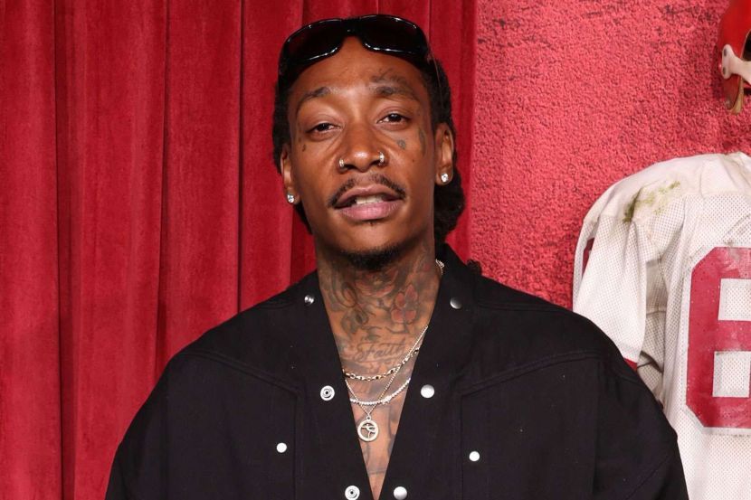 Hisap ganja atas pentas, Wiz Khalifa sambut tahun baru di penjara ...
